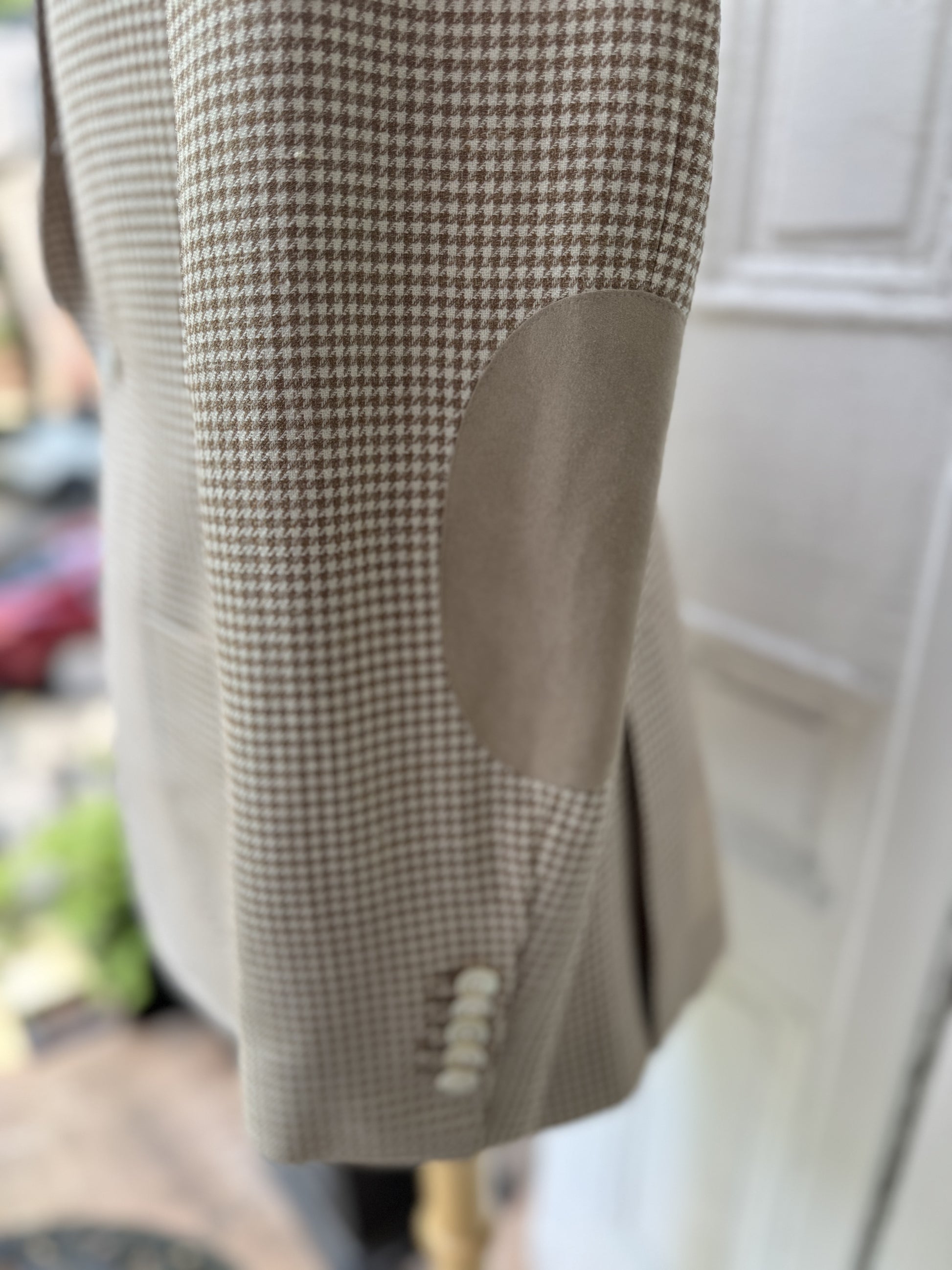 OAT & CREAM HOUNDSTOOTH JACKET – Terry Corbett New York
